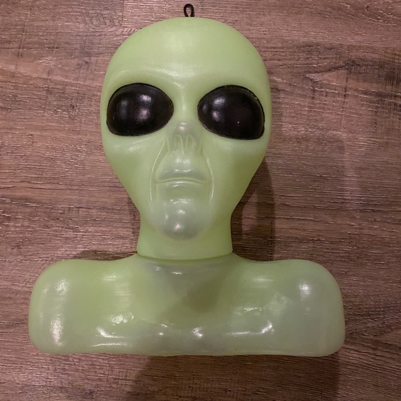 Accessories | Plastic Alien Head Shoulders Halloween Prop | Poshmark